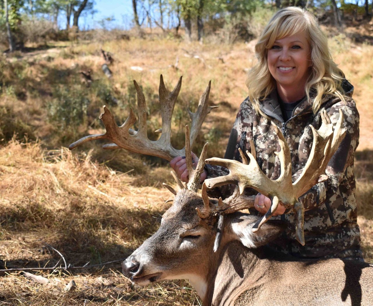 Stoney Mountain Whitetail Hunting Preserve | Hunting Experiences